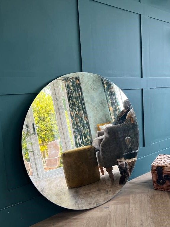 Round Circular Antiqued Mirror with Polished Edge on Black Backing 39 ...